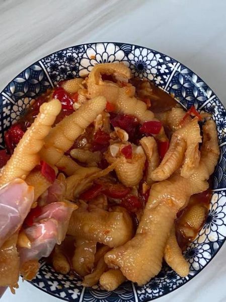 脱骨鸡爪怎么脱骨_家常脱骨鸡爪的做法-第1张图片-山城妙识