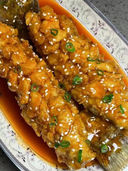 松鼠桂鱼酸甜酥脆怎么做_正宗松鼠桂鱼用什么鱼-第1张图片-山城妙识