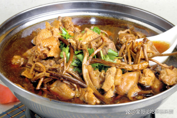 茶树菇炖鸡怎么做_茶树菇炖鸡的功效与禁忌-第2张图片-山城妙识 茶树菇炖鸡怎么做_茶树菇炖鸡的功效与禁忌-第2张图片-山城妙识