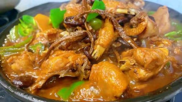 茶树菇炖鸡怎么做_茶树菇炖鸡的功效与禁忌-第3张图片-山城妙识 茶树菇炖鸡怎么做_茶树菇炖鸡的功效与禁忌-第3张图片-山城妙识