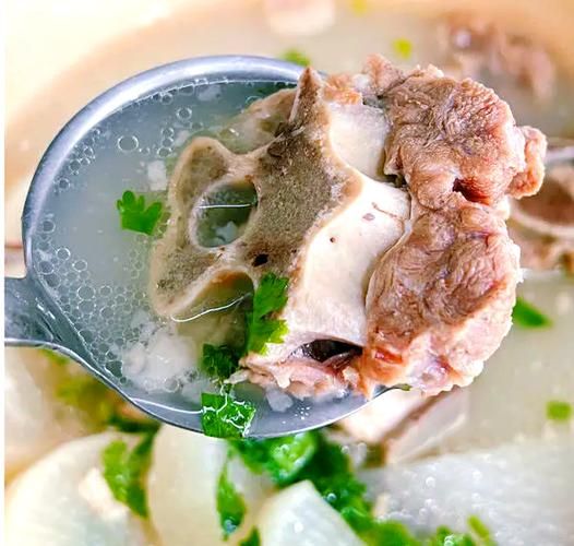 羊肉片汤怎么做好吃_羊肉片汤的做法视频-第3张图片-山城妙识