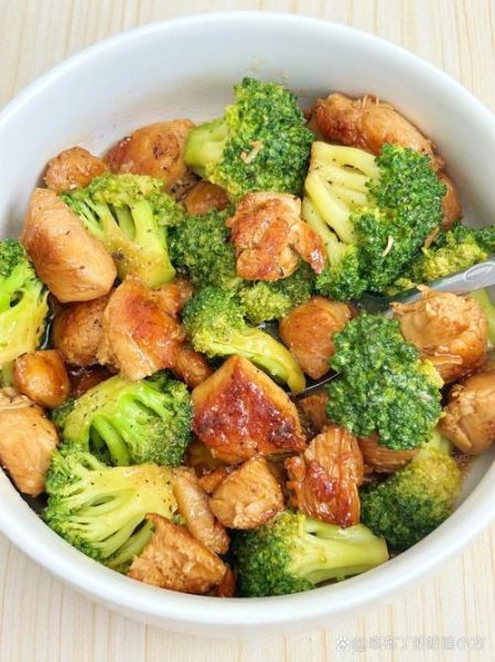 清炒西兰花热量是多少_减肥能吃吗-第3张图片-山城妙识