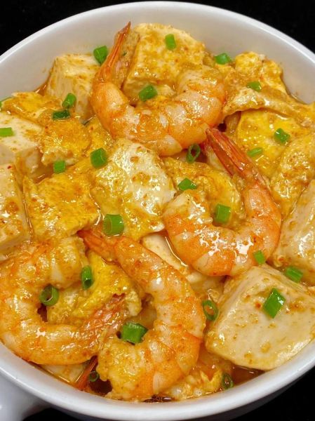 虾仁炒豆腐怎么做_虾仁炒豆腐热量高吗-第1张图片-山城妙识
