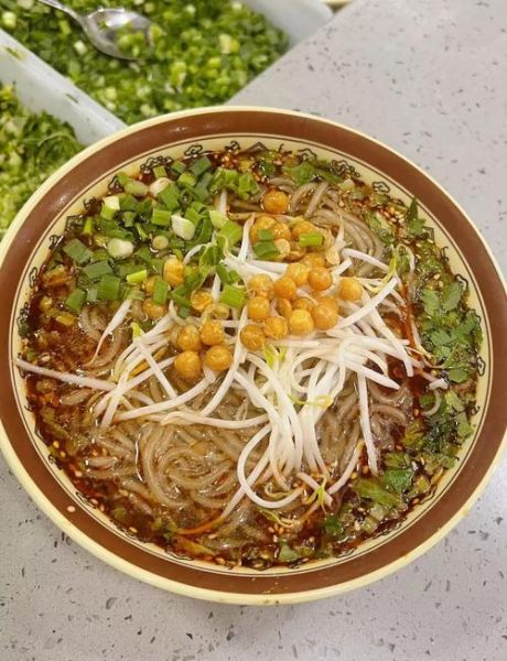 成都肥肠粉哪家好吃_正宗做法揭秘-第1张图片-山城妙识