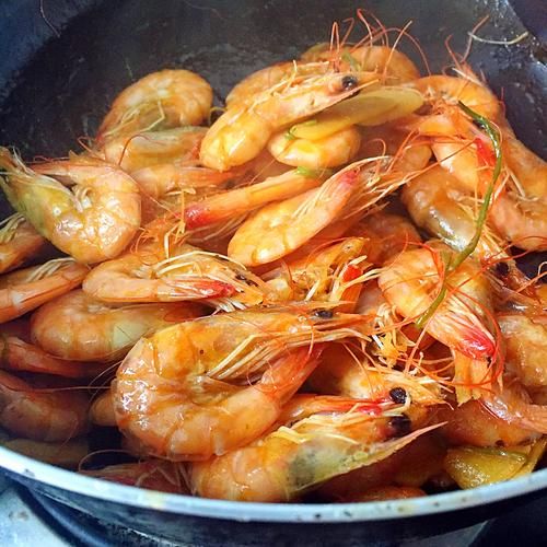 红烧对虾怎么做才入味_家常做法窍门-第3张图片-山城妙识