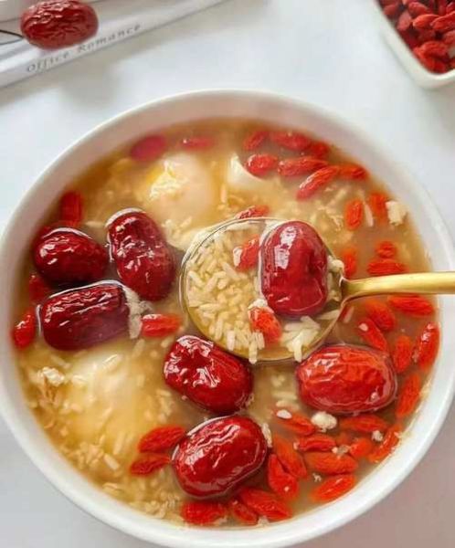 补气血的食物有哪些_女人补气血吃什么最好-第2张图片-山城妙识