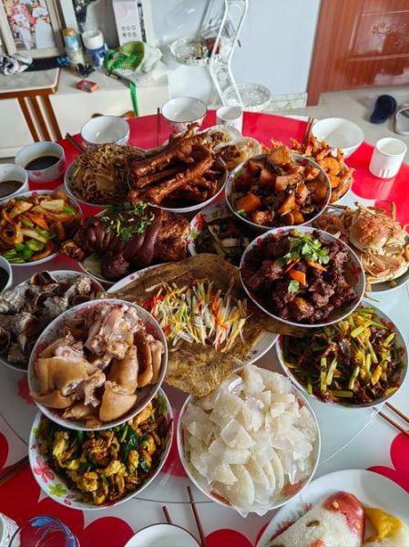 东北年夜饭十二道菜有哪些_怎么做才地道-第1张图片-山城妙识