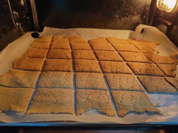 烤箱烤小米锅巴怎么做_烤箱烤小米锅巴温度时间-第2张图片-山城妙识