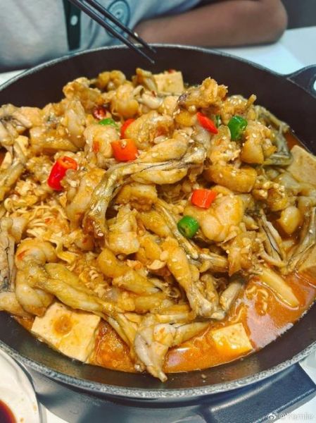 干锅牛蛙怎么做法_干锅牛蛙家常做法-第2张图片-山城妙识