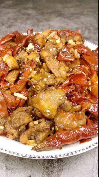 干煸鸡块怎么做_干煸鸡块家常做法视频-第3张图片-山城妙识