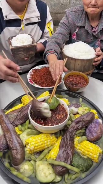 大米熏肉怎么做_图解详细步骤-第3张图片-山城妙识 大米熏肉怎么做_图解详细步骤-第3张图片-山城妙识