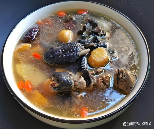 乌鸡搭配什么炖汤最好_乌鸡汤最佳食材组合-第2张图片-山城妙识