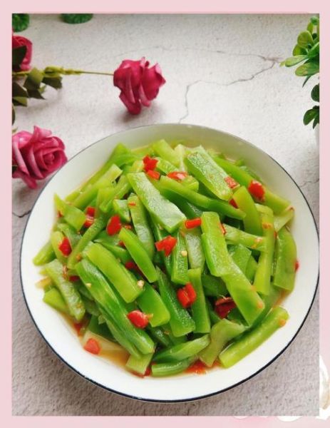 莴笋焯水几分钟_莴笋焯水多久才脆绿-第1张图片-山城妙识 莴笋焯水几分钟_莴笋焯水多久才脆绿-第1张图片-山城妙识