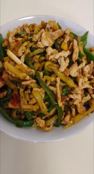 肉丝炒榨菜丝怎么做_榨菜丝炒多久才脆-第2张图片-山城妙识