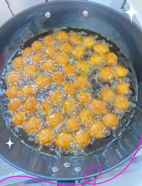 油炸肉圆怎么做_油炸肉圆不爆不裂技巧-第2张图片-山城妙识