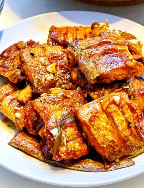 红烧带鱼怎么做_带鱼怎么做好吃又简单-第1张图片-山城妙识