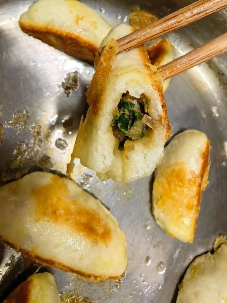 长条锅贴怎么包_长条锅贴包法图解-第2张图片-山城妙识 长条锅贴怎么包_长条锅贴包法图解-第2张图片-山城妙识