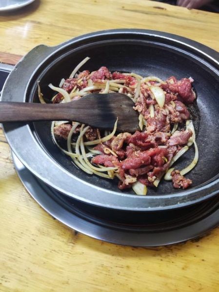 石锅烤肉怎么做_石锅烤肉用什么肉-第3张图片-山城妙识