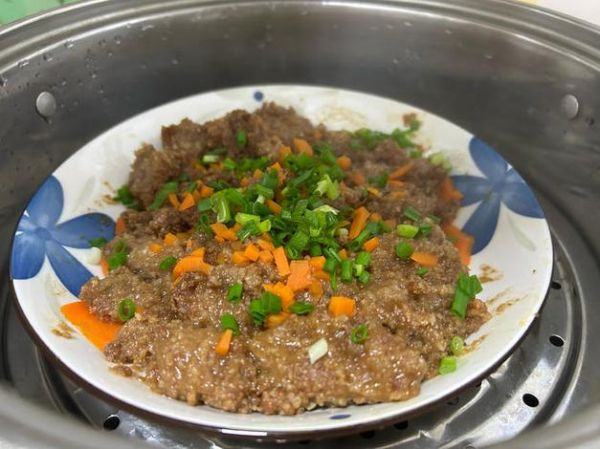 四川粉蒸牛肉正宗做法窍门_粉蒸牛肉怎么做才嫩-第3张图片-山城妙识