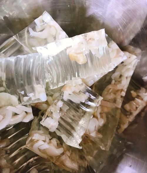 水晶皮冻怎么做_水晶皮冻为什么发白-第3张图片-山城妙识 水晶皮冻怎么做_水晶皮冻为什么发白-第3张图片-山城妙识