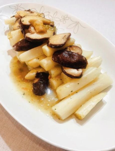 白芦笋汤怎么做_白芦笋汤要焯水吗-第2张图片-山城妙识