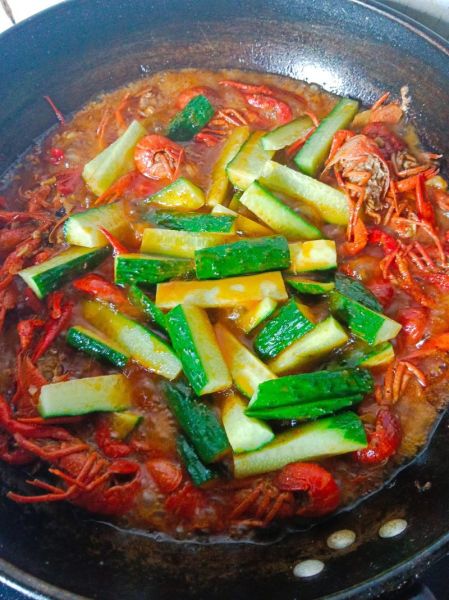 正宗麻辣小龙虾怎么做_麻辣小龙虾配方比例-第1张图片-山城妙识