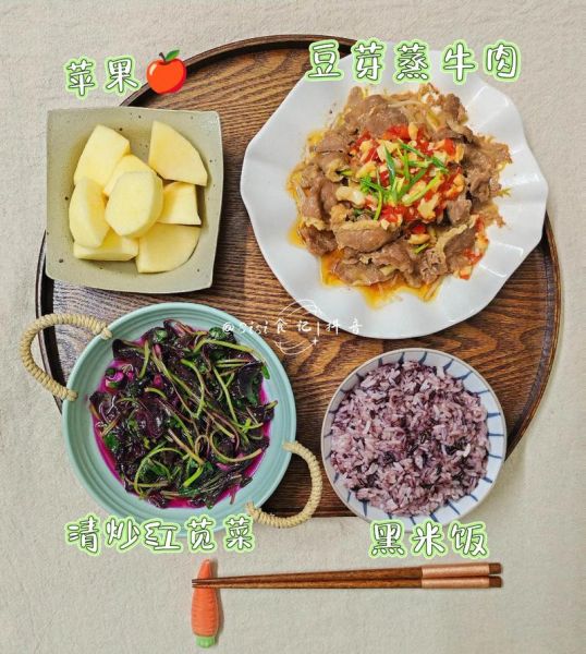 一周家庭晚餐吃什么_如何搭配营养又省时-第3张图片-山城妙识