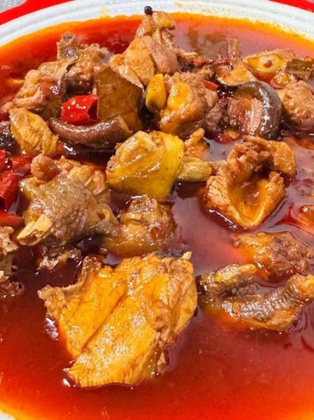 南山泉水鸡哪家好吃_泉水鸡做法正宗吗-第1张图片-山城妙识