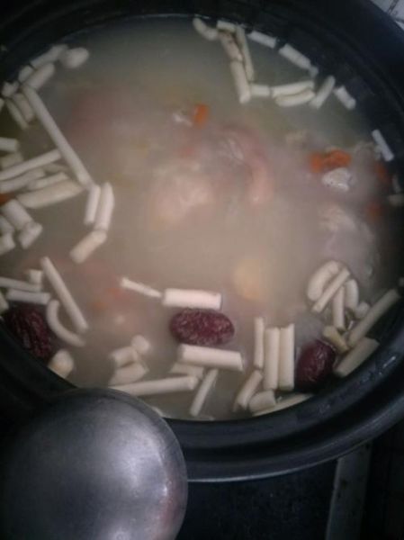 通草炖猪蹄多久能下奶_下奶效果最佳时间-第2张图片-山城妙识 通草炖猪蹄多久能下奶_下奶效果最佳时间-第2张图片-山城妙识