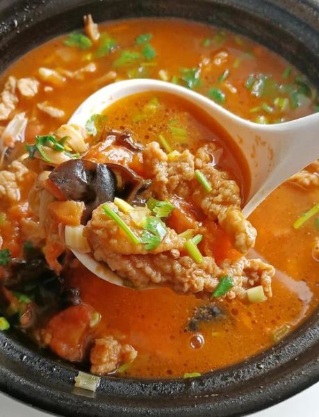 酸汤酥肉炖粉皮怎么做_酥肉不柴的秘诀-第1张图片-山城妙识 酸汤酥肉炖粉皮怎么做_酥肉不柴的秘诀-第1张图片-山城妙识