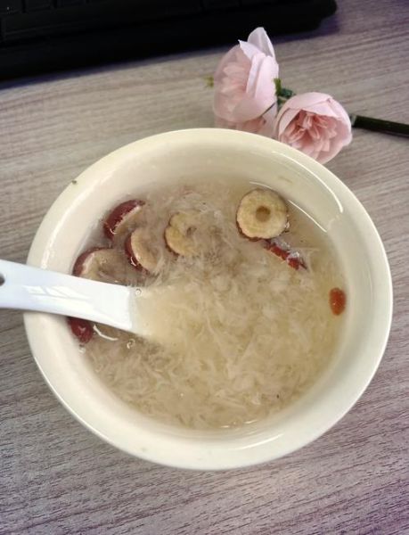 经常喝银耳会让下面更多水吗_女性私密护理真相-第2张图片-山城妙识