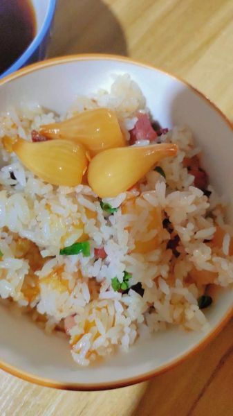 洋芋焖饭怎么做_洋芋焖饭用什么米最好-第3张图片-山城妙识