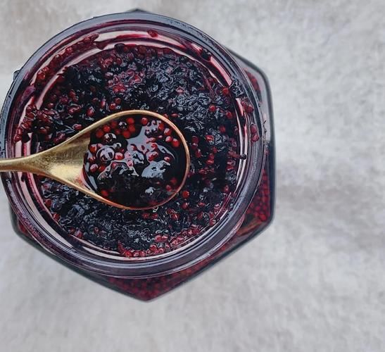 桑葚酱的做法_桑葚酱怎么保存-第1张图片-山城妙识