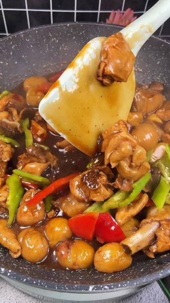 栗子黄焖鸡是哪里的菜_正宗做法与历史渊源-第3张图片-山城妙识 栗子黄焖鸡是哪里的菜_正宗做法与历史渊源-第3张图片-山城妙识