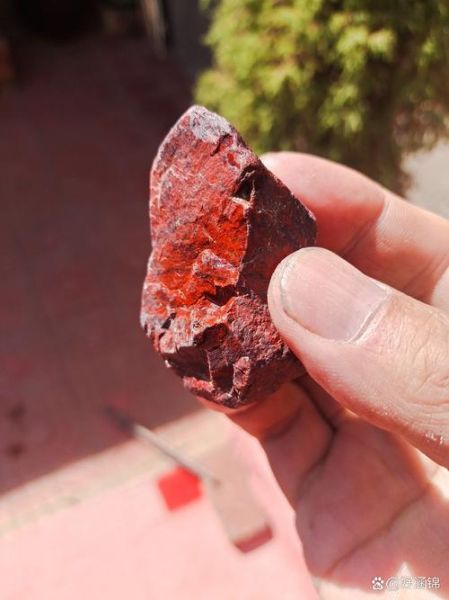 鸡血石图片大全_如何鉴别真假鸡血石-第2张图片-山城妙识 鸡血石图片大全_如何鉴别真假鸡血石-第2张图片-山城妙识