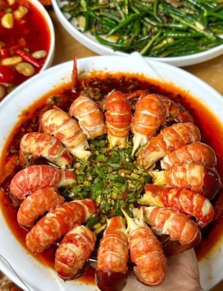 澳洲蓝龙虾怎么养_澳洲蓝龙虾多少钱一斤-第1张图片-山城妙识