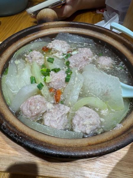 海米冬瓜丸子怎么做_冬瓜丸子汤的家常做法-第3张图片-山城妙识