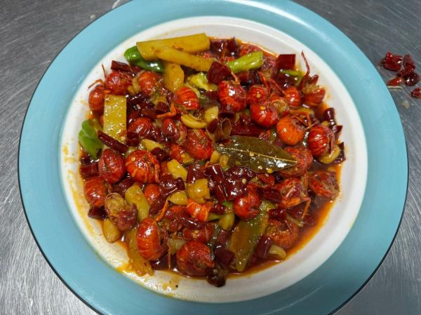 十三香龙虾尾怎么做_十三香龙虾尾做法-第2张图片-山城妙识 十三香龙虾尾怎么做_十三香龙虾尾做法-第2张图片-山城妙识