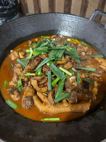 贵州柴火鸡怎么做最正宗_柴火鸡用什么锅最好-第2张图片-山城妙识 贵州柴火鸡怎么做最正宗_柴火鸡用什么锅最好-第2张图片-山城妙识