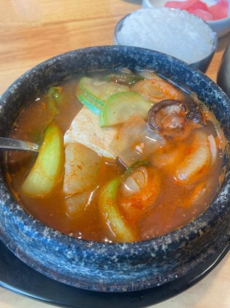 朝鲜大酱汤怎么做_正宗大酱汤需要哪些食材-第1张图片-山城妙识