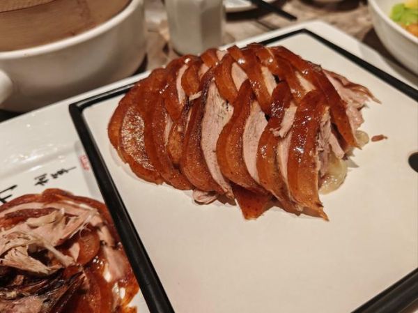 北京烤鸭摆盘图片大全_如何摆盘才好看-第2张图片-山城妙识 北京烤鸭摆盘图片大全_如何摆盘才好看-第2张图片-山城妙识