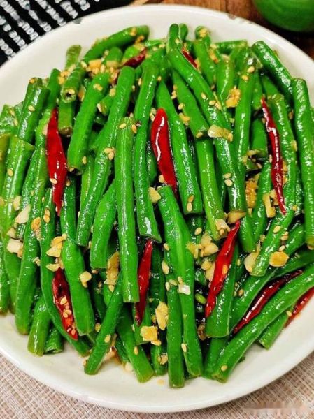 长豆角怎么素炒_素炒长豆角用焯水吗-第2张图片-山城妙识