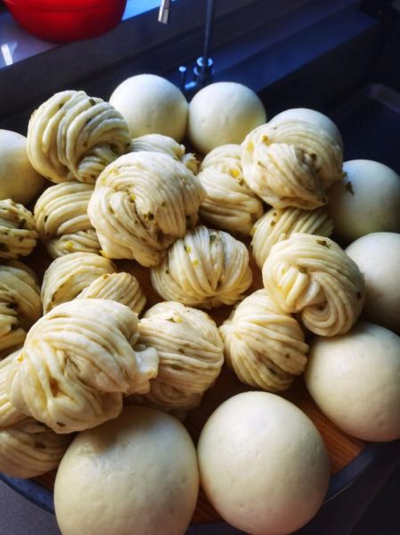 花卷怎么蒸才松软_花卷做法视频教程-第1张图片-山城妙识