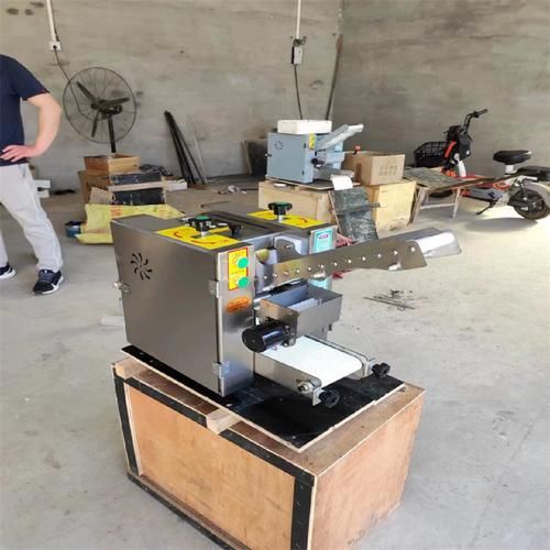 馄饨皮机器多少钱一台_家用小型馄饨皮机价格-第1张图片-山城妙识 馄饨皮机器多少钱一台_家用小型馄饨皮机价格-第1张图片-山城妙识