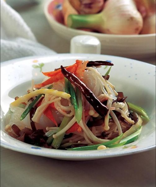 凉拌什锦菜怎么做_凉拌什锦菜需要焯水吗-第1张图片-山城妙识