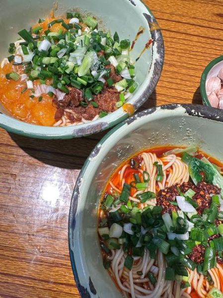 重庆小面高汤怎么熬_重庆小面高汤配方比例-第1张图片-山城妙识 重庆小面高汤怎么熬_重庆小面高汤配方比例-第1张图片-山城妙识