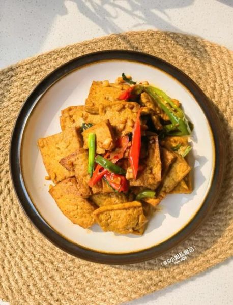 家常炒豆腐怎么做_炒豆腐不碎的技巧-第1张图片-山城妙识 家常炒豆腐怎么做_炒豆腐不碎的技巧-第1张图片-山城妙识