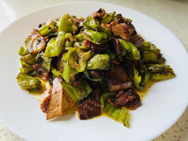 小炒肉怎么做才好吃_家常小炒肉秘诀-第3张图片-山城妙识