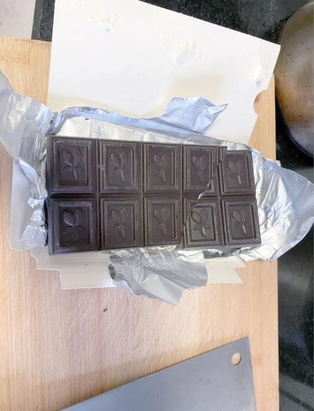 自制牛奶巧克力怎么做_需要哪些材料-第1张图片-山城妙识 自制牛奶巧克力怎么做_需要哪些材料-第1张图片-山城妙识