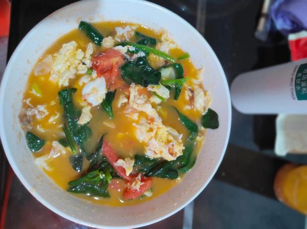 西红柿菠菜豆腐汤怎么做_西红柿菠菜豆腐汤能减肥吗-第3张图片-山城妙识